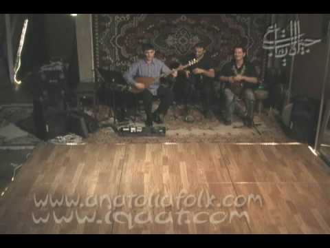 Anatolia Folk play Mavi Mavi