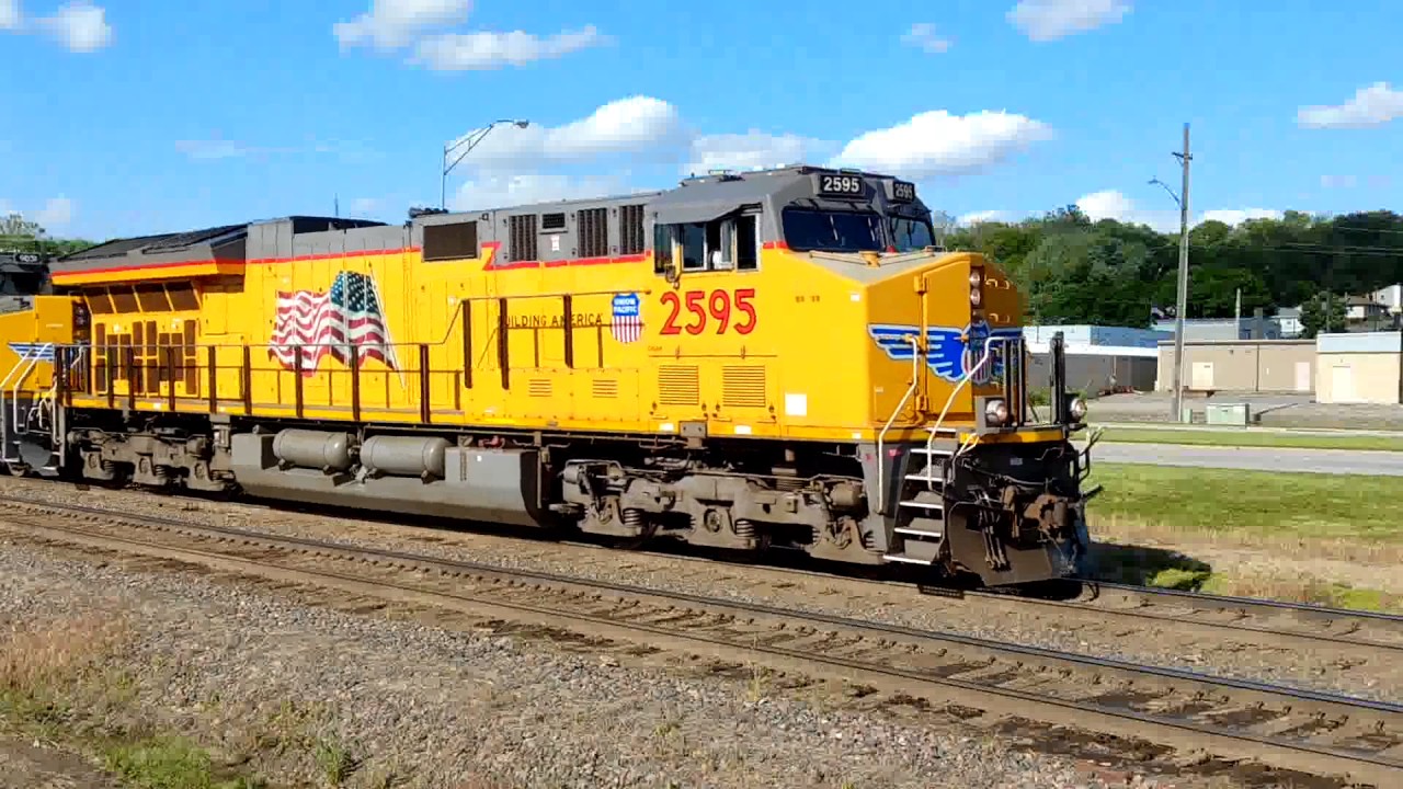 Union Pacific Passenger Special led by UP 2595 (Tier 4 Gevo) 9031 ...