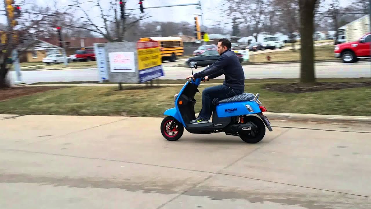 Trance Electric Scooter 800 Watt Of Power Moped For Sale SaferWholesale ...