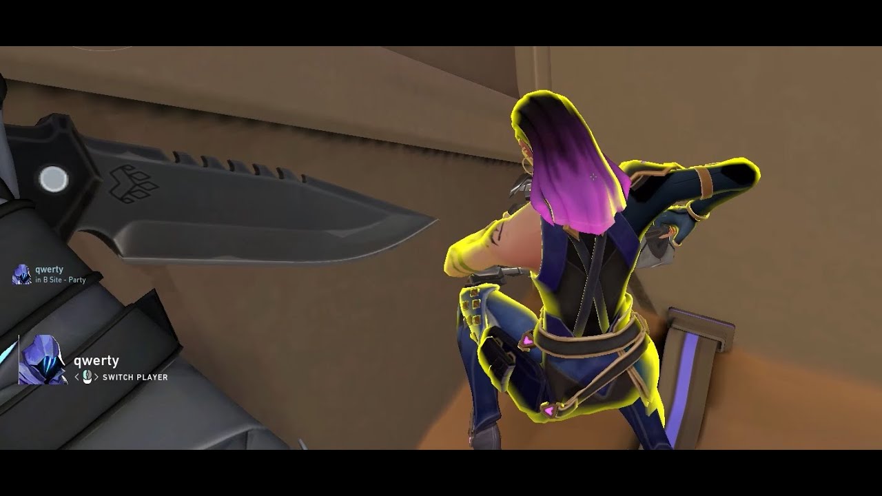 Man with two legs plays valorant! - YouTube