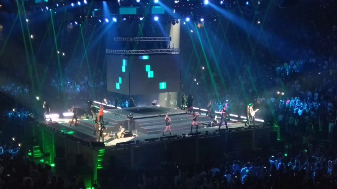 OV7 - Shabadabada ft 90s Pop tour - YouTube