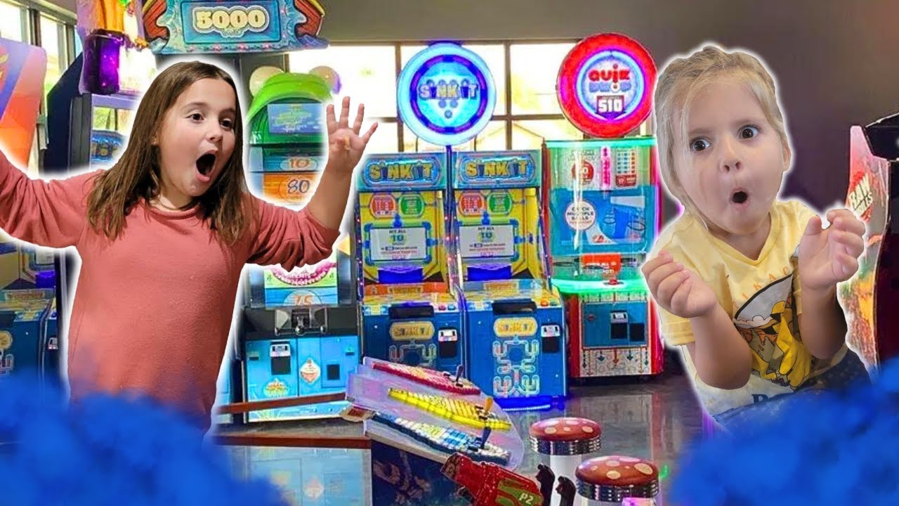 Crazy Arcade Date Kid Fun Video playing games at kids Arcade! WINNING ...