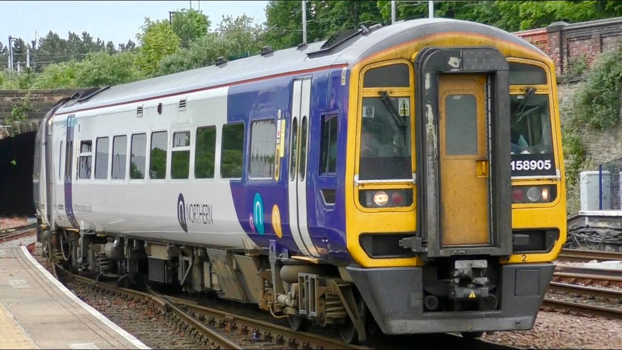 Northern Class 158/9 - 158905 Arrives At Sheffield For Lincoln Central ...