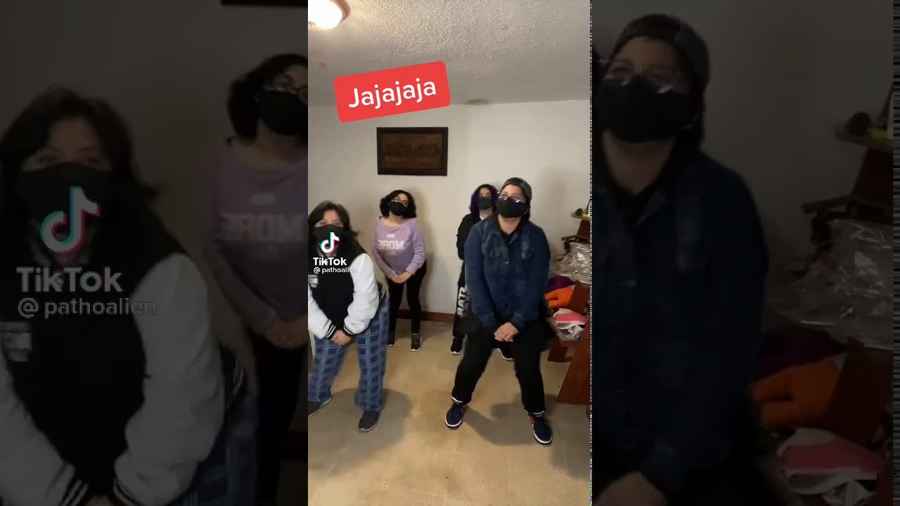 PATHO FAIL BAILANDO CON FALDA Y SUS AMIGAS - YouTube