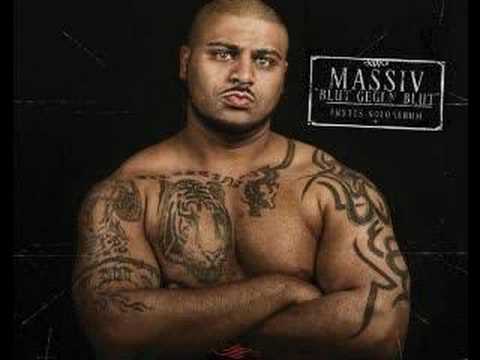 Massiv feat. MC Basstard Horrorkore (Bloody Mary)