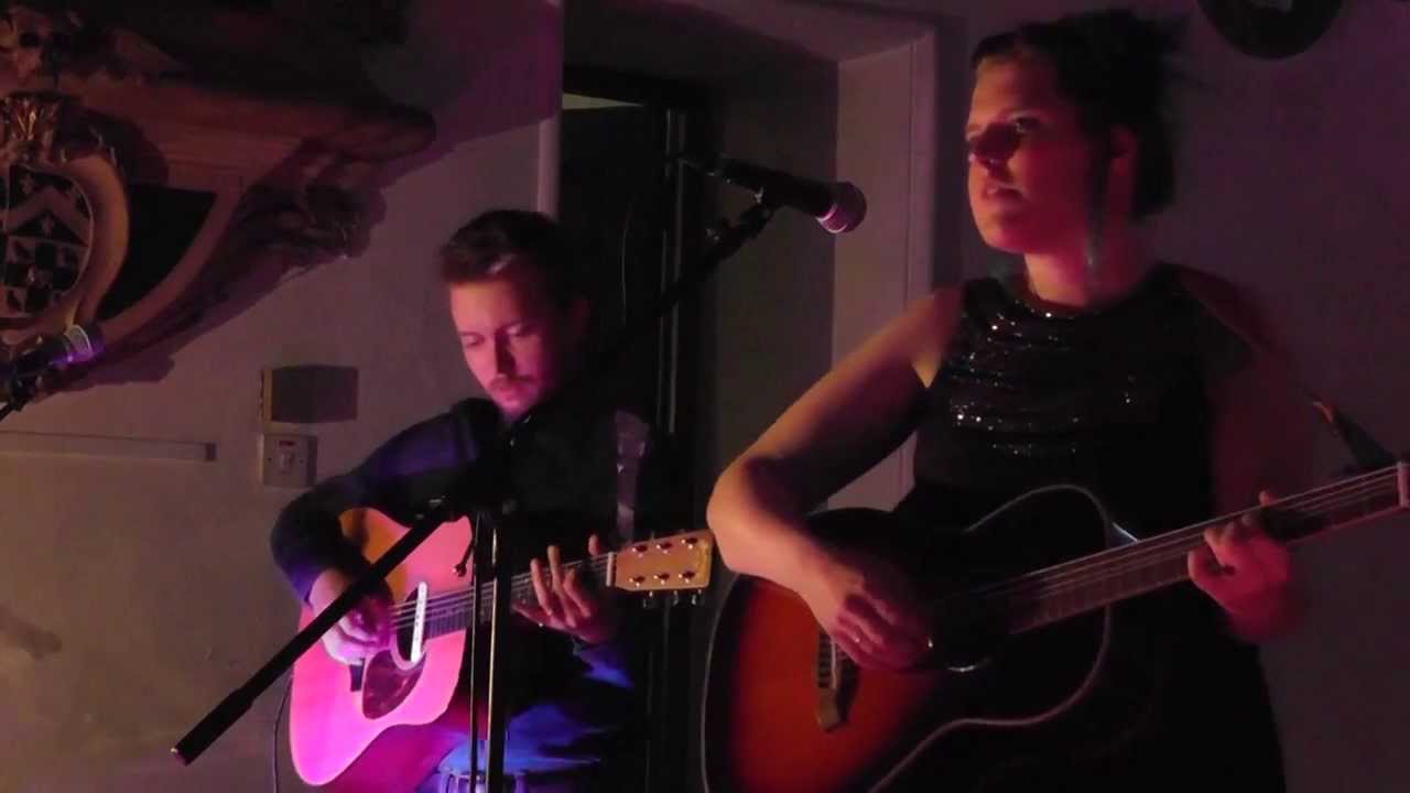 Lucy Ward sings 'Honey' - YouTube