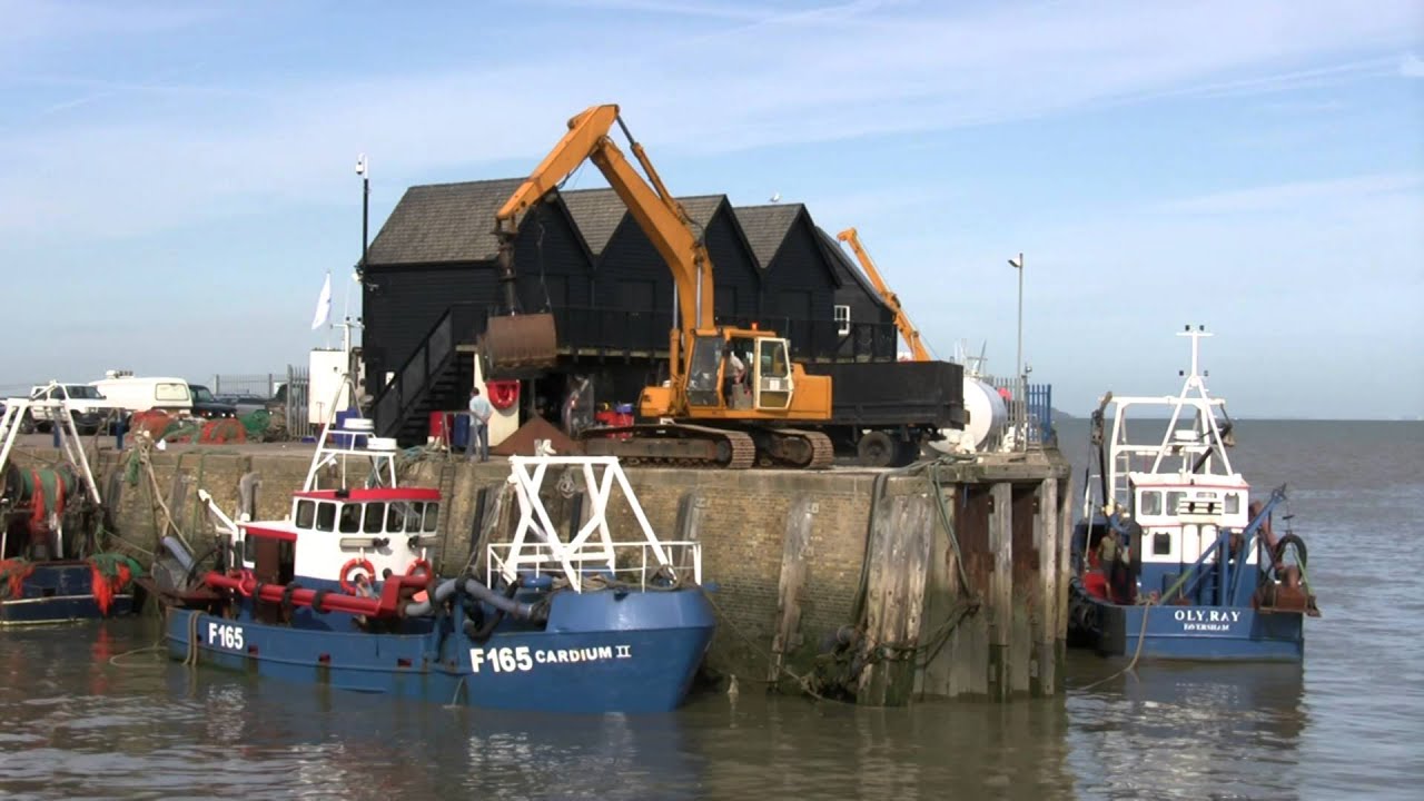 Cockle-fishing: Cardium Shellfish, Whitstable - YouTube