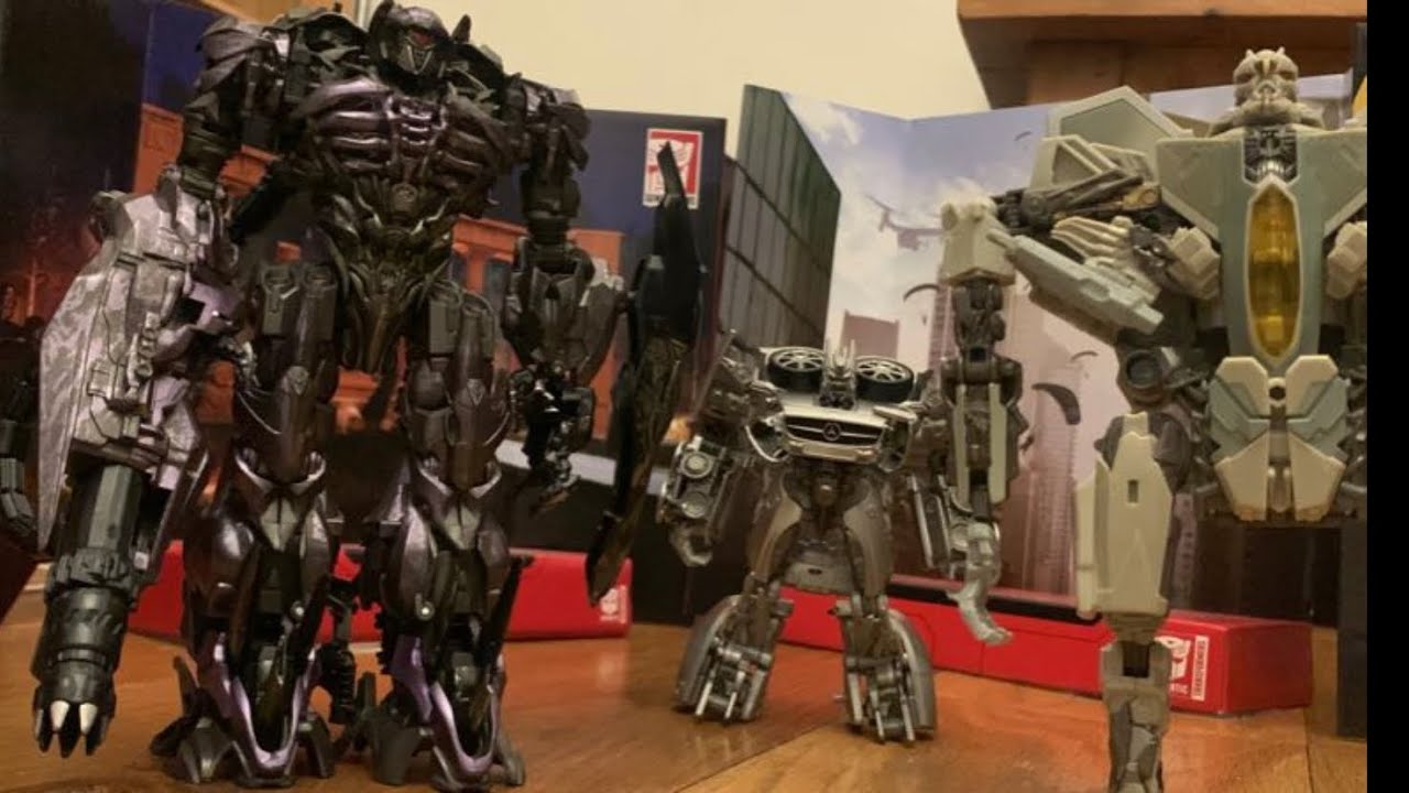 Deceptions attack! Transformers stopmotion - YouTube