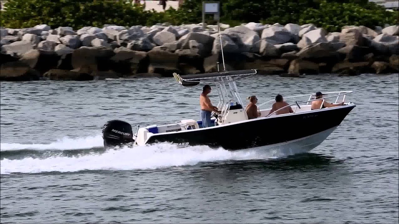 Black Mako 212 at Haulover - YouTube