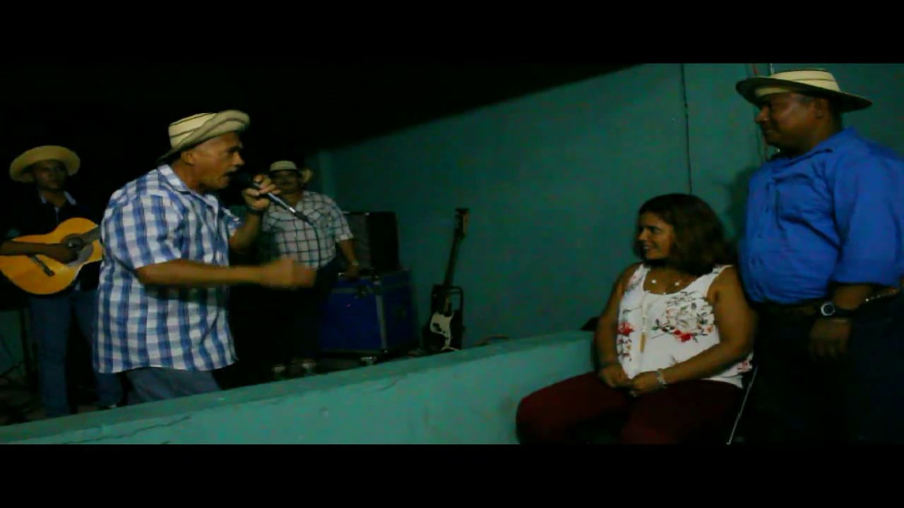 YAZMIN MUÑOZ Y LILI SAMANIEGO Cumpleaños Marisel Diaz - YouTube