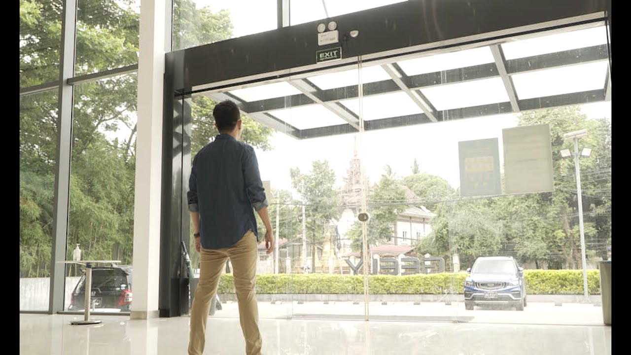 "First Date" Behind The Scene - YouTube