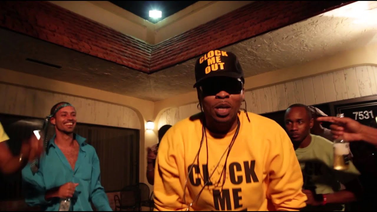 Beky Glacier - Clock Me Out - YouTube