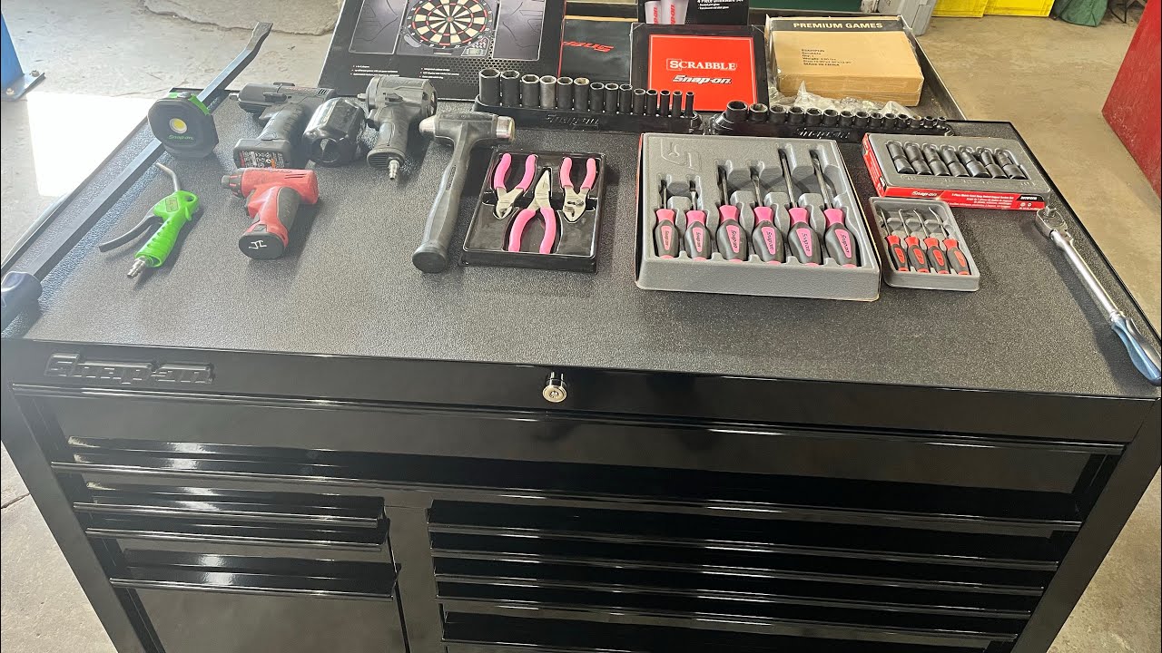 Tool box tour! Year and a half into the trade! - YouTube