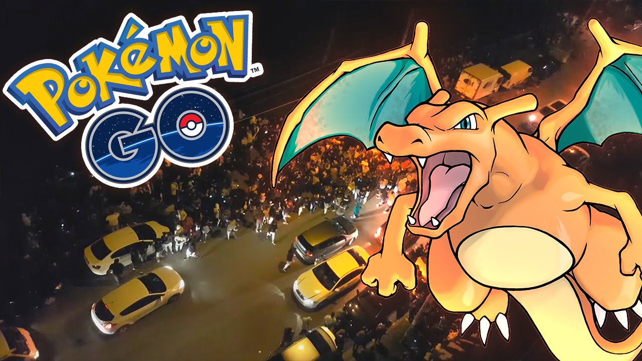POKEMON GO HUGE CROWD BLOCKS STREET IN RHODES SYDNEY FOR CHARIZARD ...