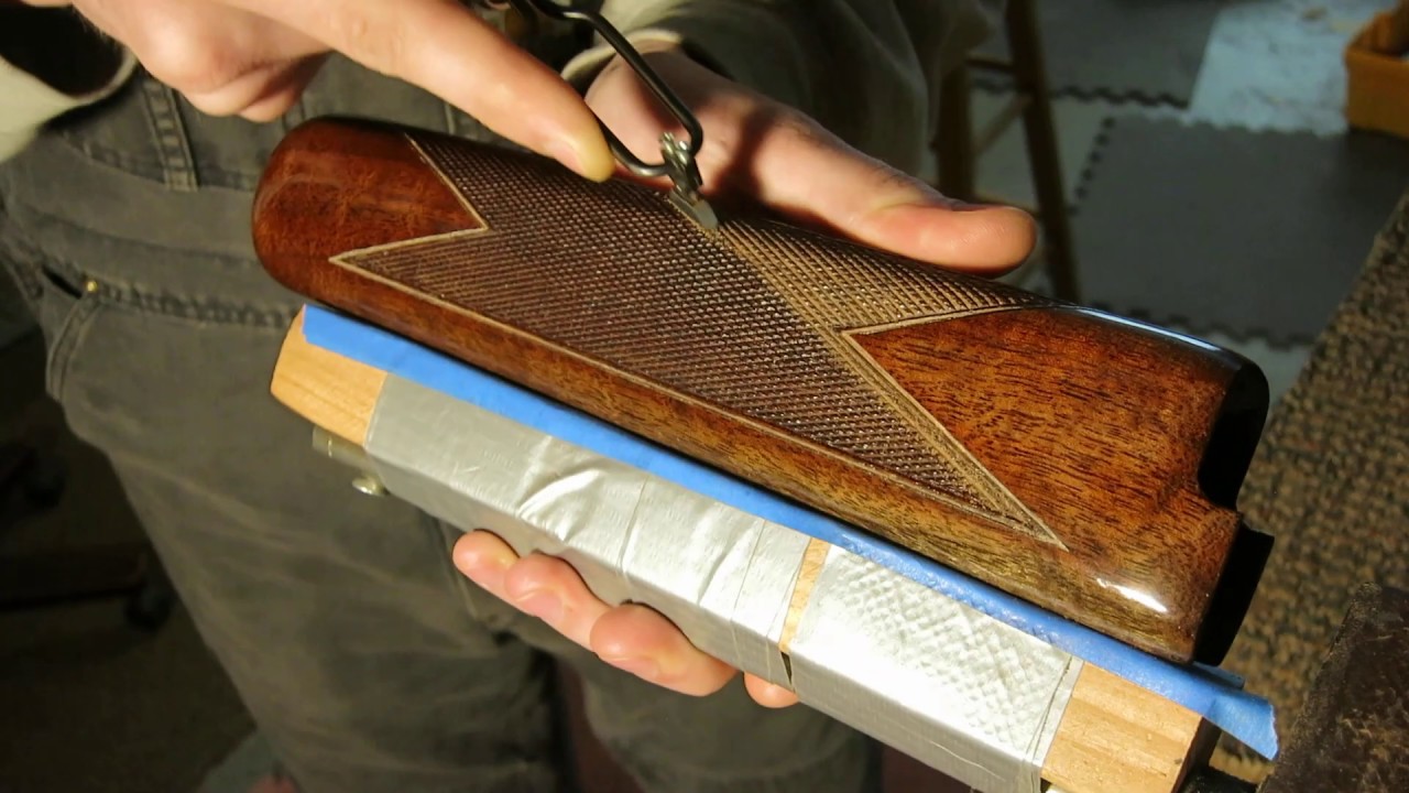 Re-Cutting Checkering on Browning Citori Shotgun Fore-end by Hand - YouTube