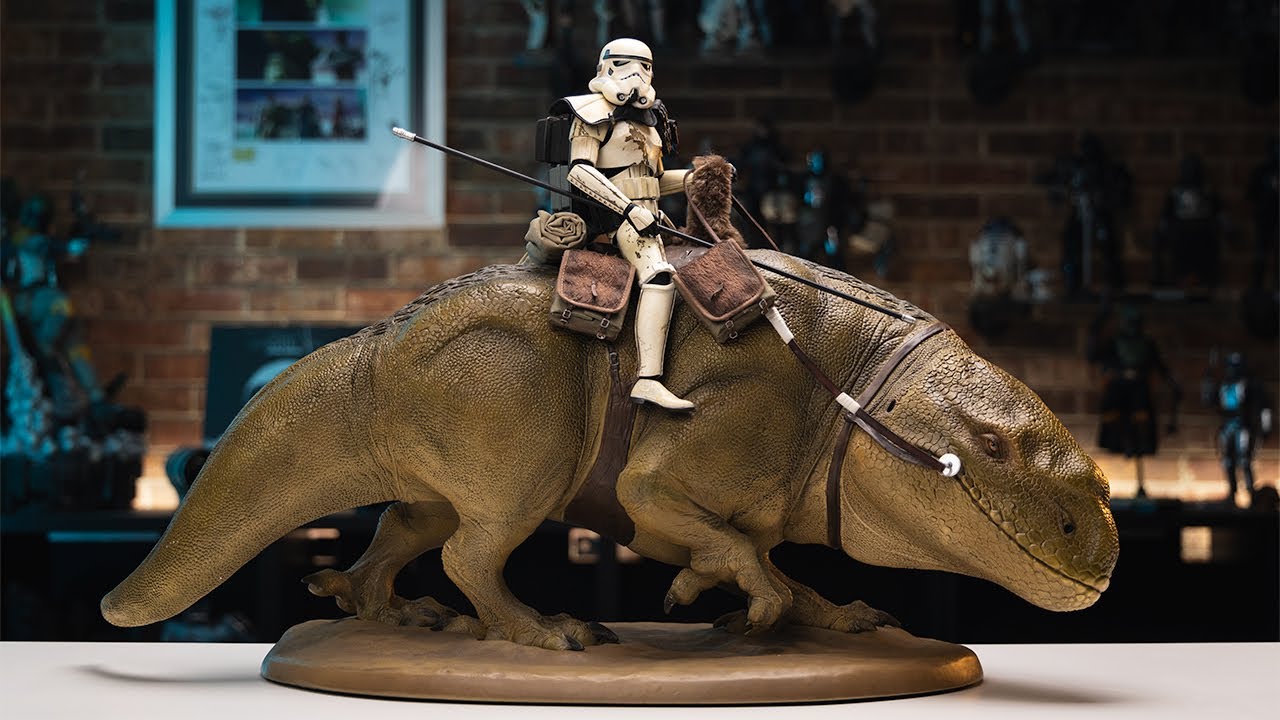 EPIC STAR WARS HAUL: Adding The Sideshow Dewback to My Collection After ...
