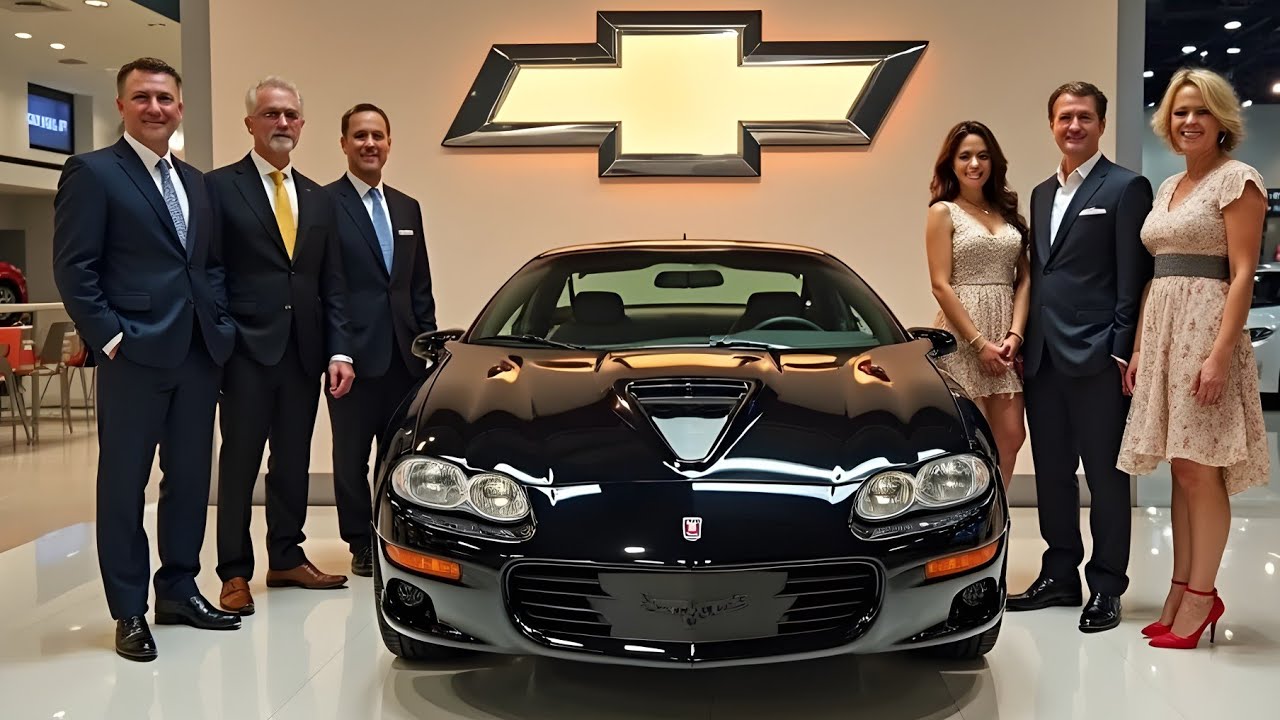 Chevy Just Dropped the Most Expensive Camaro Ever — Meet the 2025 Z/28 ...