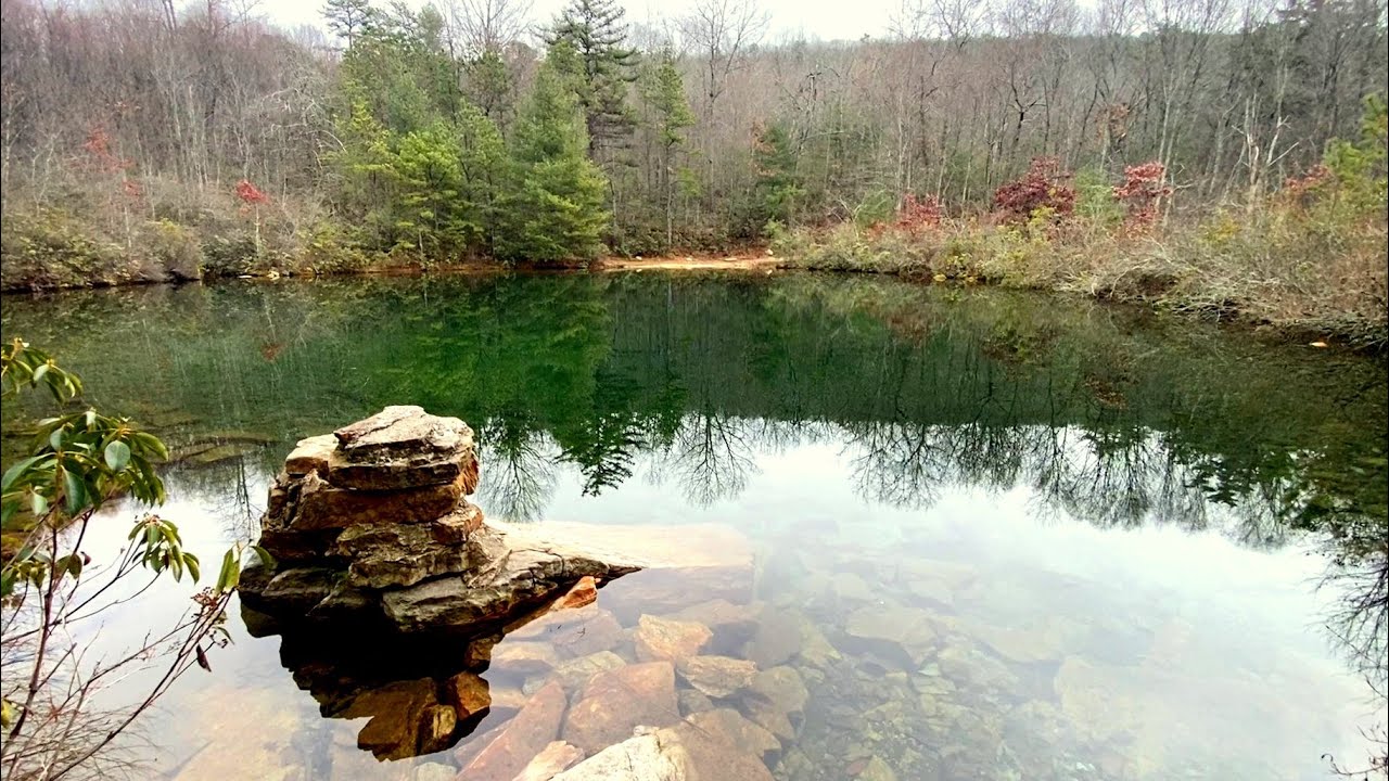 Emerald Pond: Scenic Drive and Hike in Virginia - YouTube