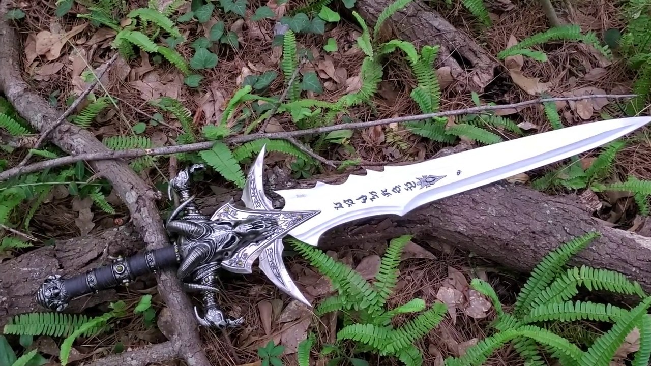 Frostmourne sword Epic Weapons & Blizzard, World of Warcraft, Lich King ...