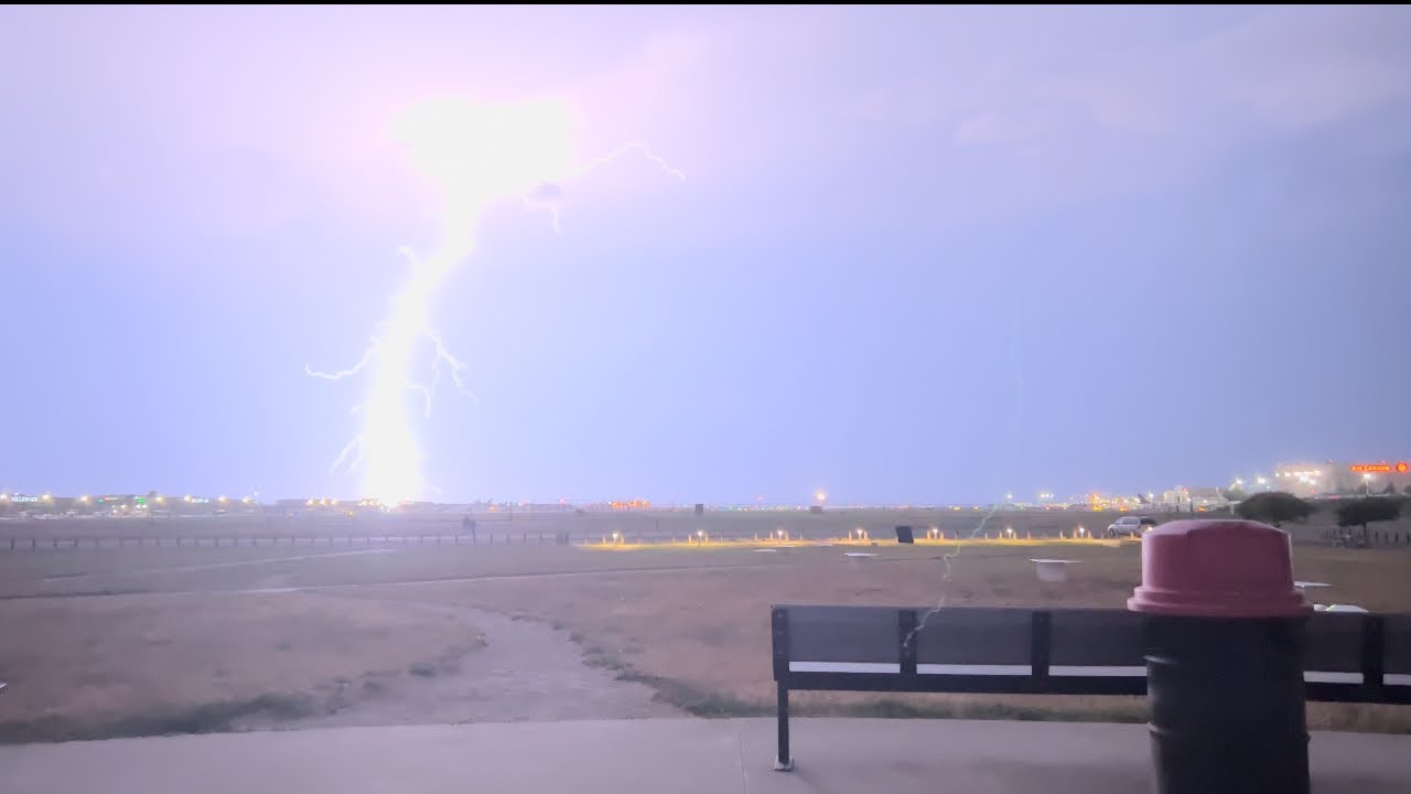 SCARY AIR PLANE IN STORM‼️ - YouTube
