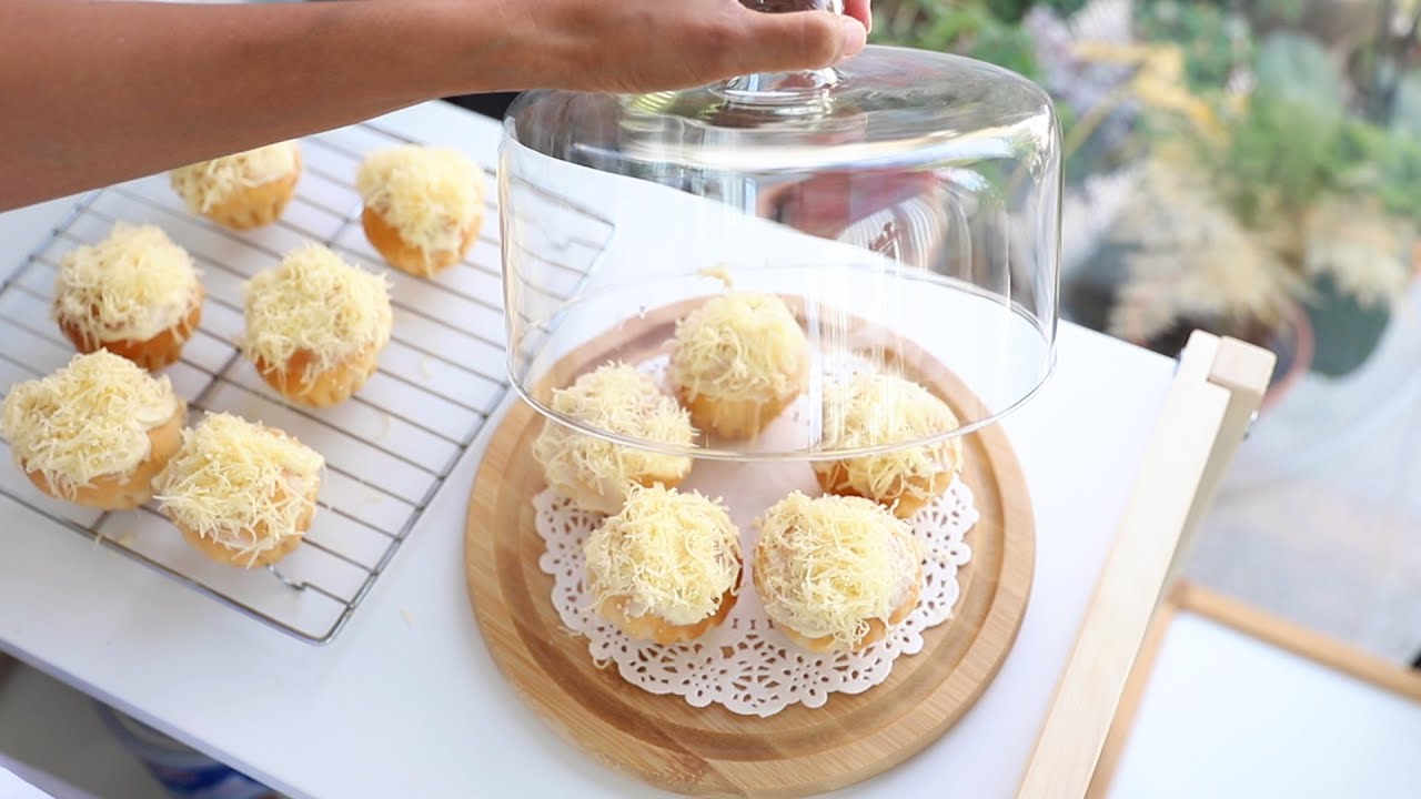 Making Mini Ensaymada with Cream Cheese 🧁 | Filipino Dessert 🇵🇭 - YouTube