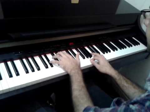 Gholam Hossein Banan - Bahare Delneshin (Performed by Hamed Rouzbahani)