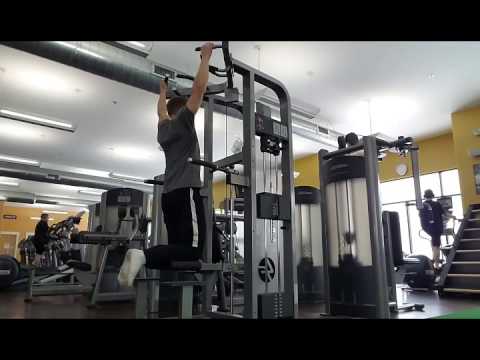 Machine-assisted pullup - YouTube
