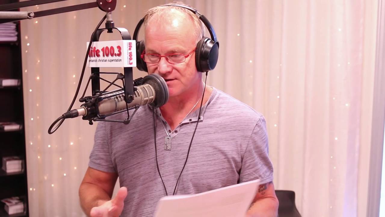 Behind The Mic with Scott Jackson and The Retro Show - YouTube