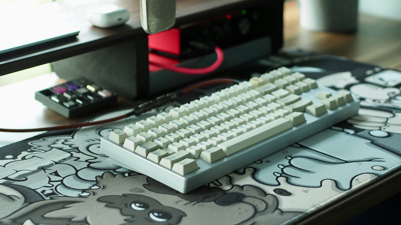 TGR Jane V2 ME - Vintage MX Browns on PC Plate with PBT Keycaps Typing ...