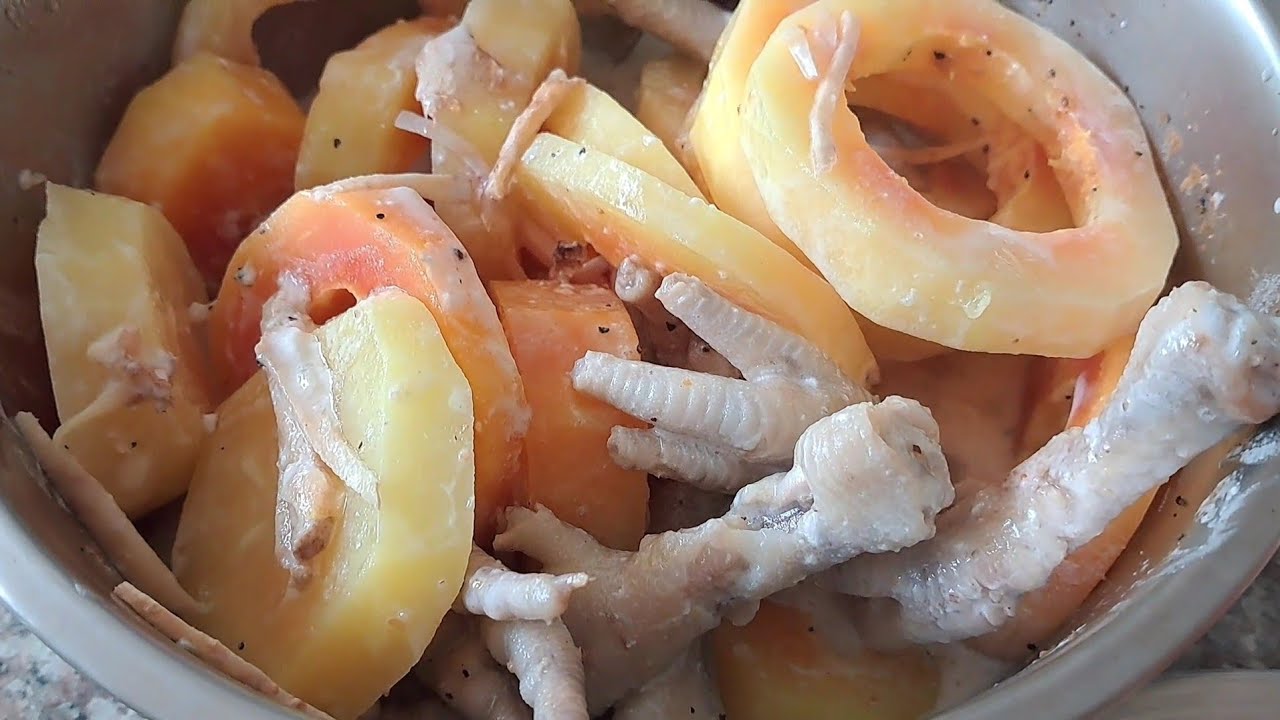 MANIBALANG NA PAPAYA AT PAA NG MANOK SA GATA?! #LEYSCOOK #simplengulam ...