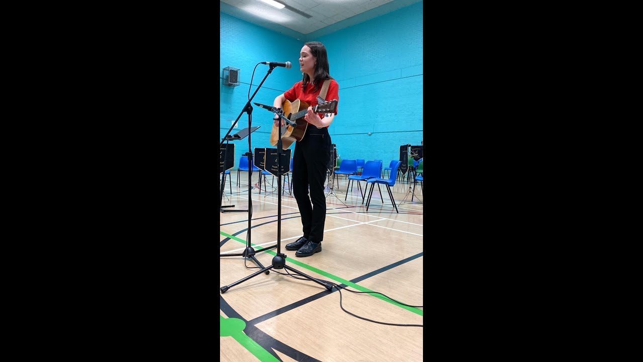 2000 Miles Live - Eleanor Rees (The Pretenders) - YouTube