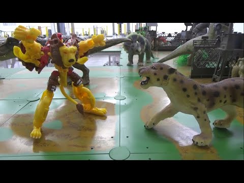 헬로카봇 사자 로봇 vs 거대 표범 대결 Hello Carbot Lion Robot vs Giant Leopard Battle ...