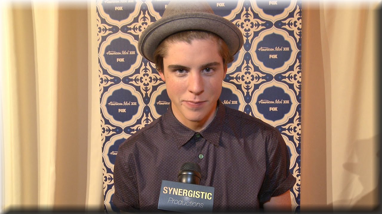 Sam Woolf | Intimate Performance with the Fans | American Idol Season ...