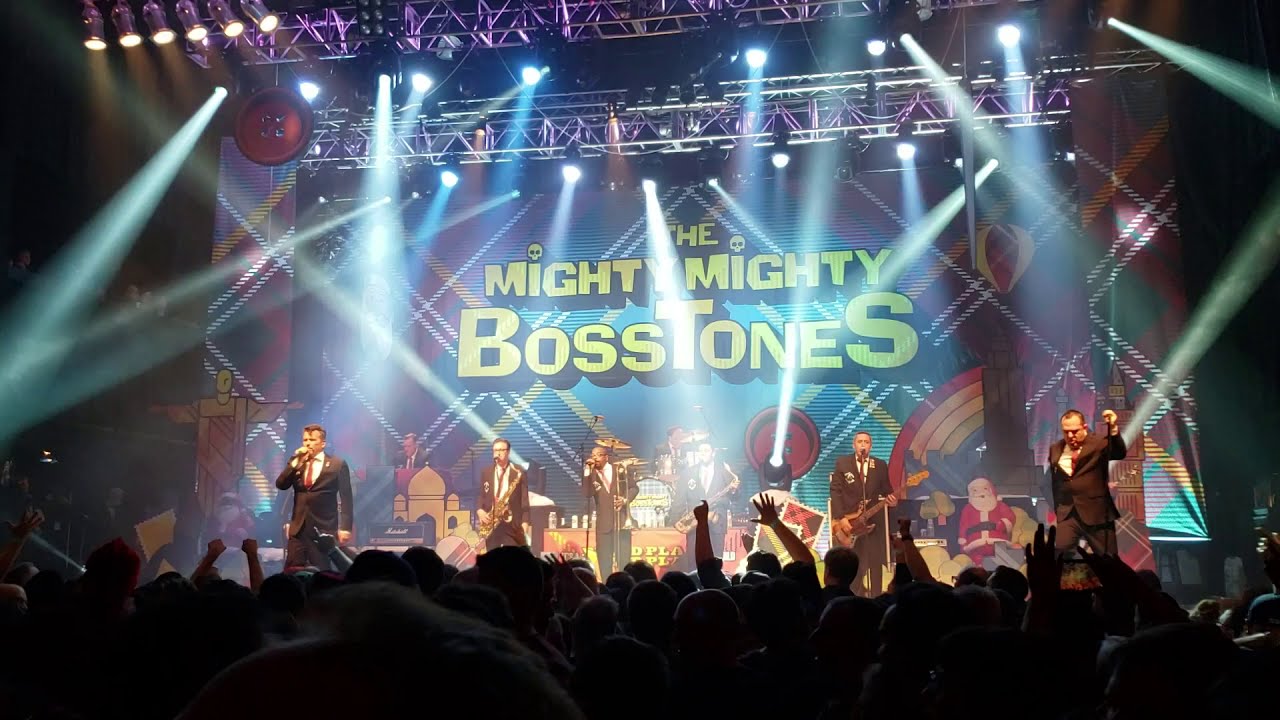 Mighty Mighty Bosstones live - 1-2-8 - Last Hometown Throwdown - Boston ...