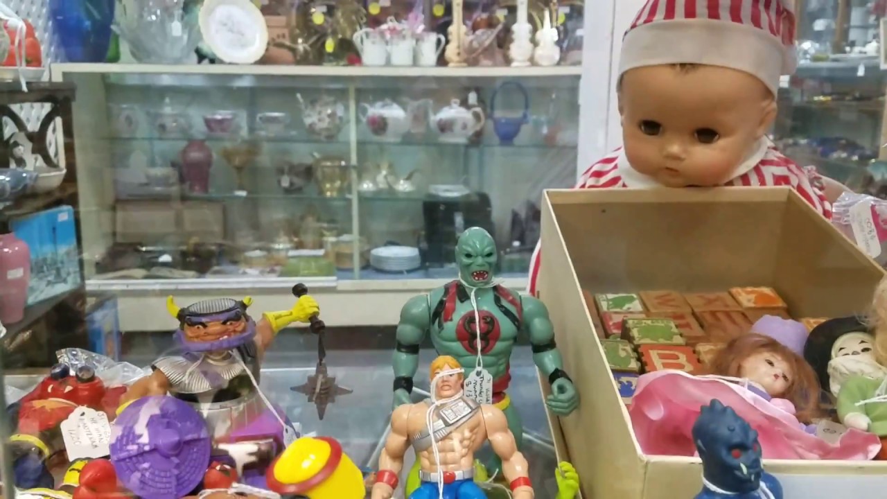 Episode 198 - Toy Hunting at Antique Stores - YouTube