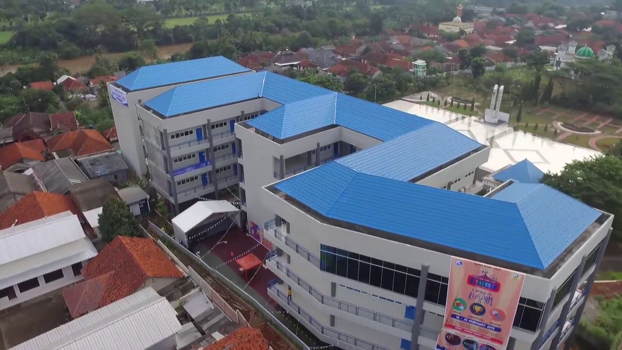 Syafana Islamic School - Profil SMA Syafana Islamic School - YouTube