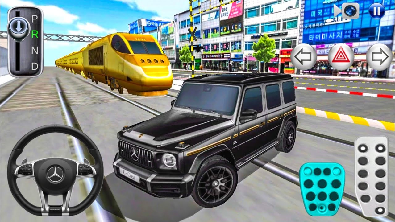 Black Mercedes G Wagon vs Golden Bullet Train - 3D Driving Class ...