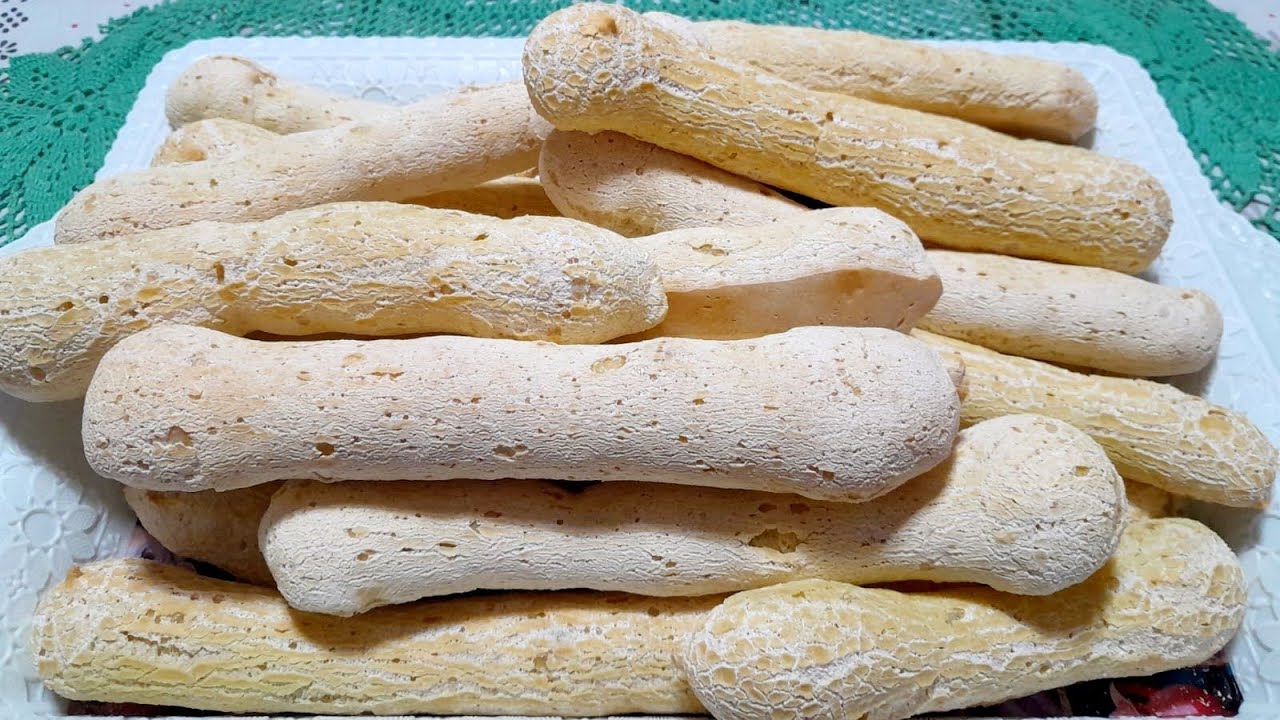BISCOITO DE POLVILHO, PETA CASEIRA, FÁCIL E DELICIOSA NÃO VAI LEITE ...