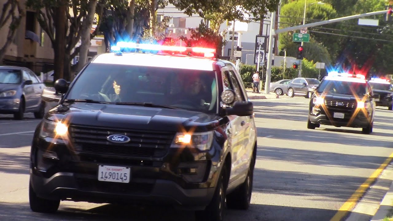 LAPD North Hollywood Units Responding Code 3 x6 - YouTube