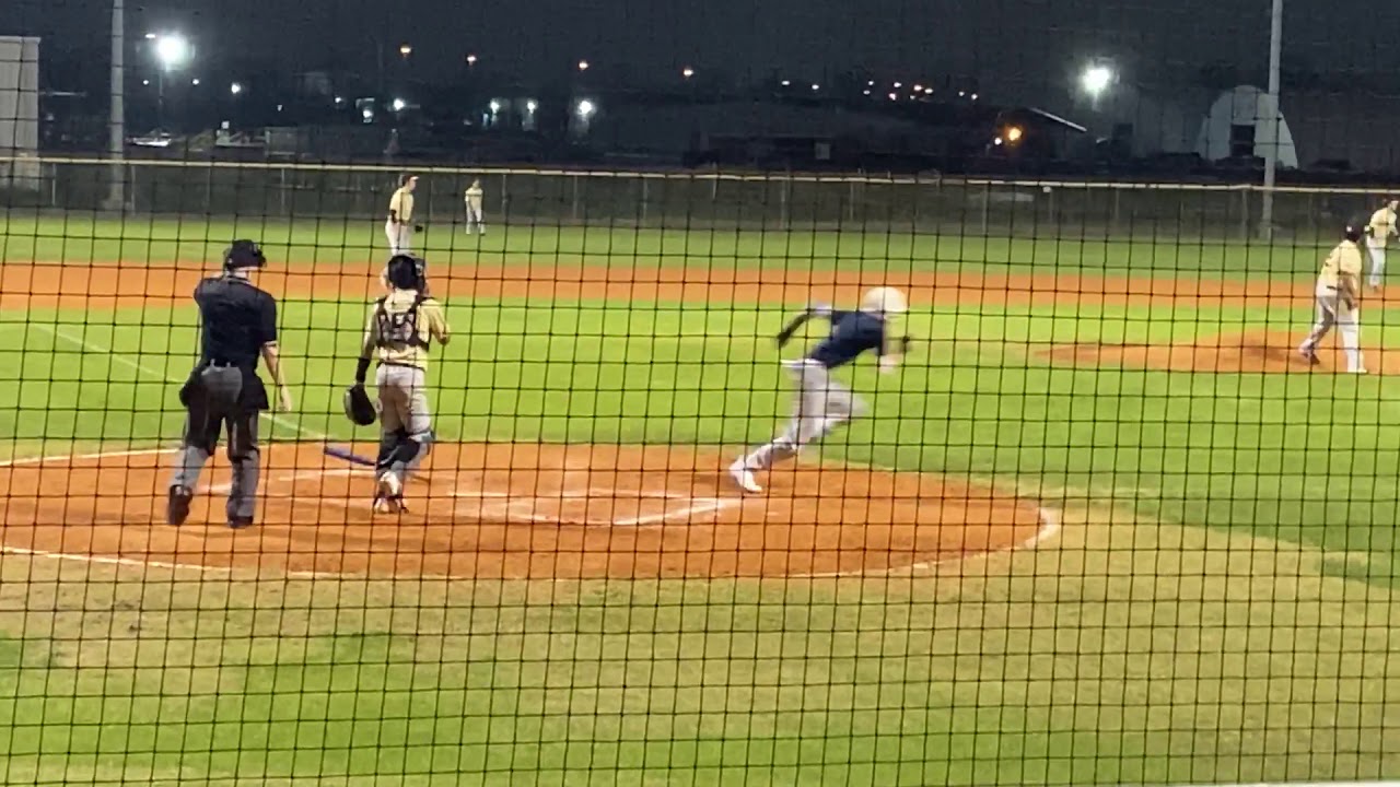 Junior Season vs. Cy Park - YouTube