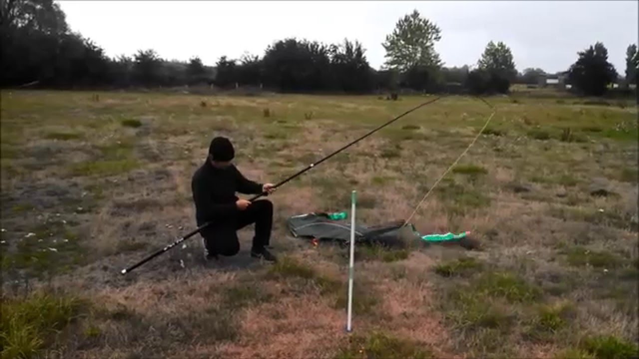 Skycrow bird scare kite instructional video - YouTube