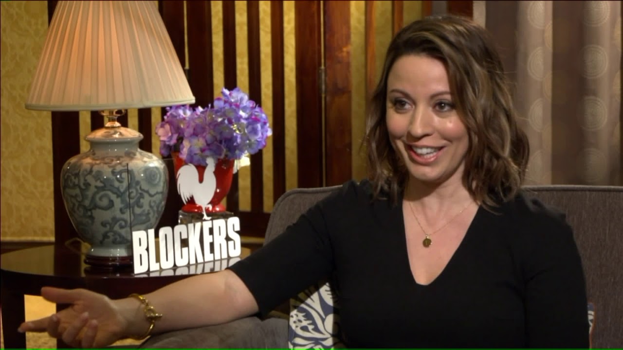 CHAT WITH THE STARS: The writer of “Pitch Perfect” makes her directing ...