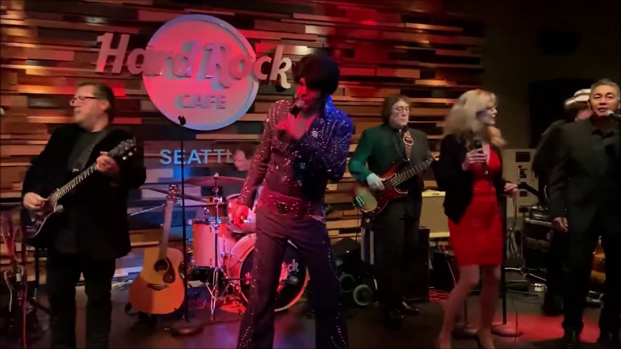 Robbie Dee - In the Ghetto (Elvis Tribute) - YouTube