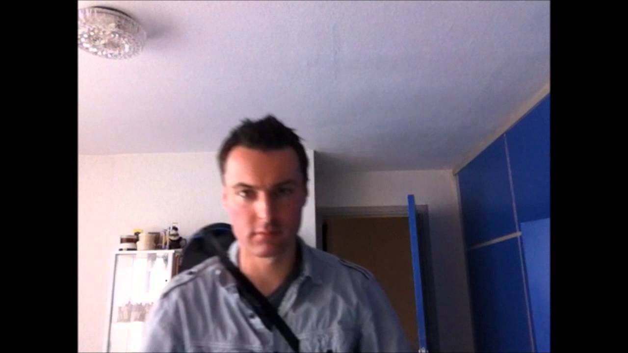 Gillette Commercial Roger Federer vs Commercial Danny van Rooyen - YouTube