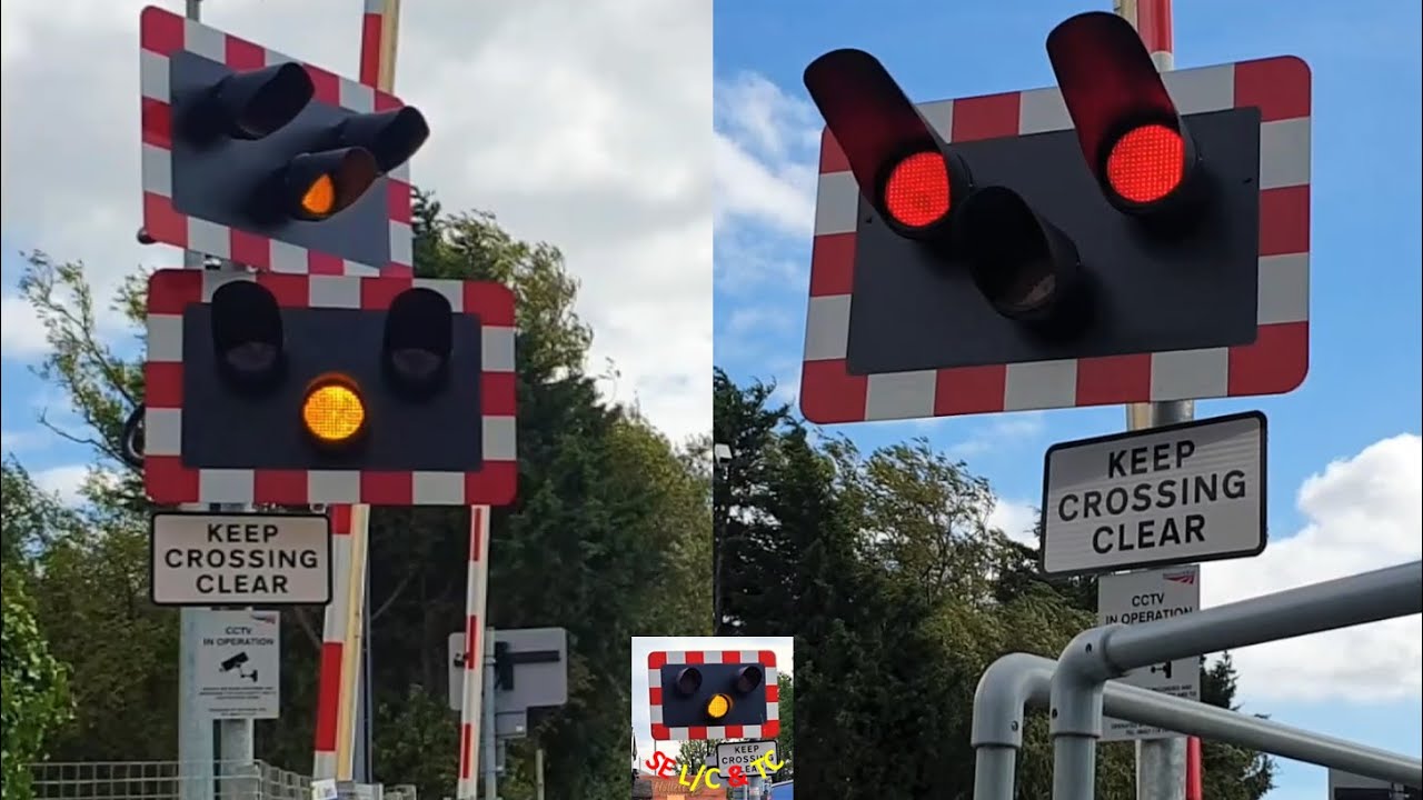 Yapton Level Crossing, West Sussex - YouTube