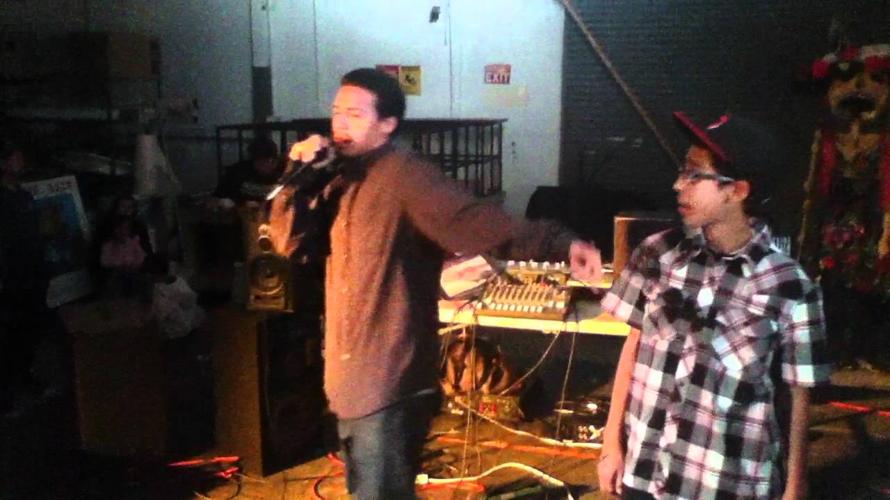 Andrew Cruz A.K.A. Drew Live At "Hard N Da Paint" - YouTube