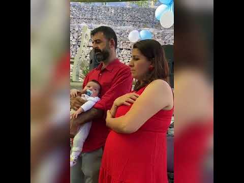 Alevi muhebetleri edep erkan kuralinda olur kadin erkek esittir, saygi  sevgi en dikat edilenidir .