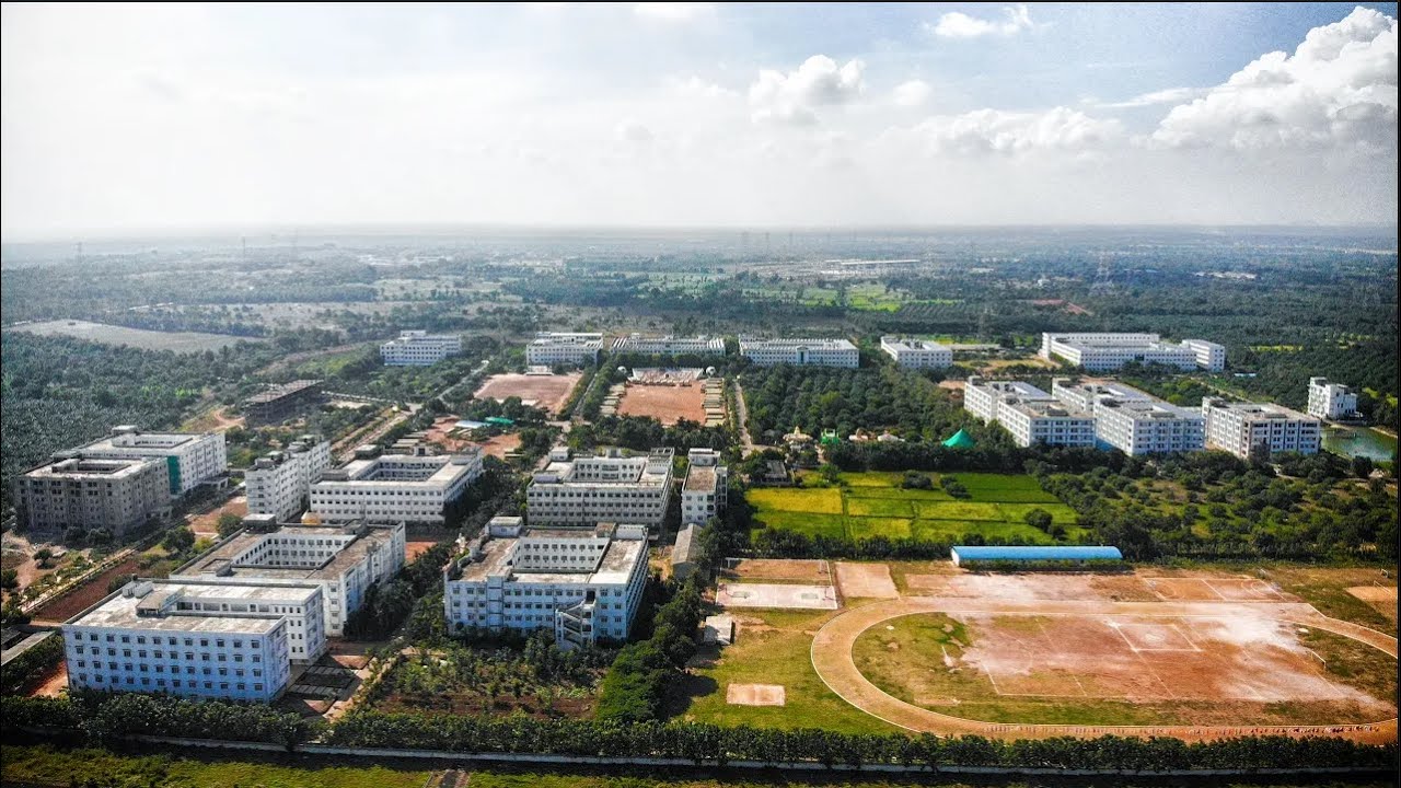 #VisualWonders 4K | Aditya University - YouTube