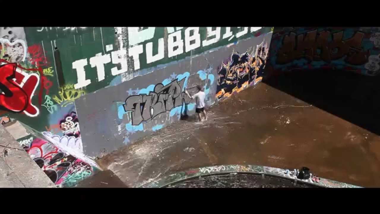 PARACHUTE GUN & GBUS – SNOWBIRD - YouTube