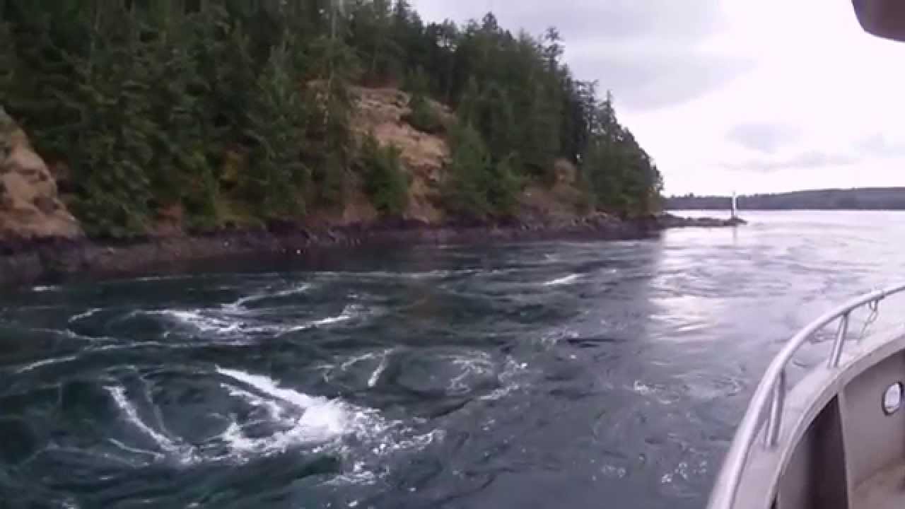 Bucking the tide through Seymour Narrows - YouTube